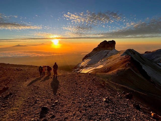 Mexico: Wittmier and Team Summit Ixta and look forward to Tacos | RMI ...